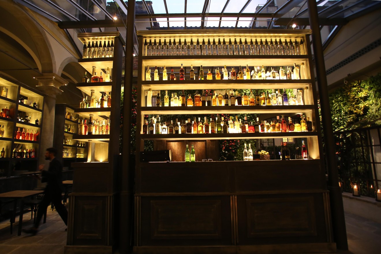 New Restaurant: Il Locale, Florence Italy – The Fashion Plate Magazine